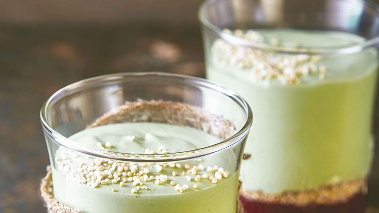 Gelatina de Matcha con Fresa - En casa cocino yo