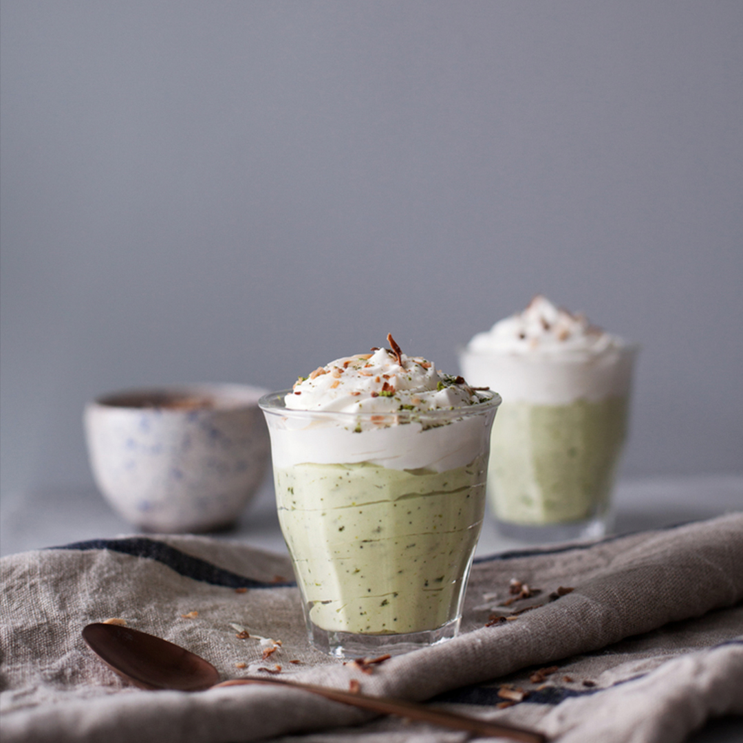 Mousse de Matcha con Chocolate Blanco - En casa cocino yo